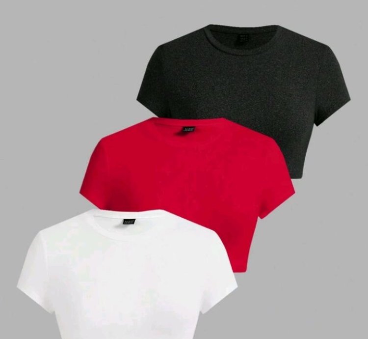 Women form-fitting crop top - Wearchron® | Leading Online Fashion Store ...